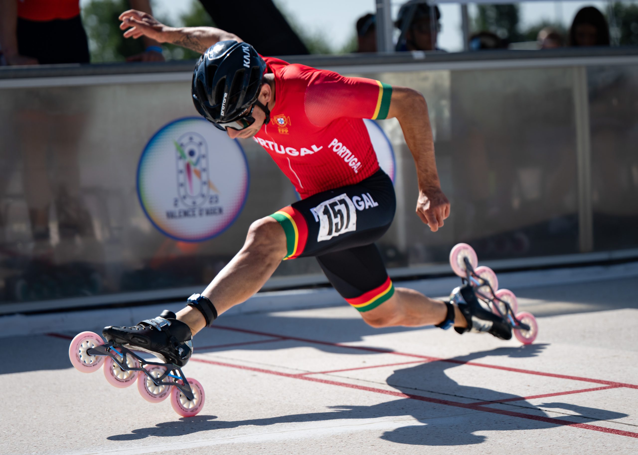 Finaleplaatsen maar geen prijzen voor Nederlanders op 200 meter EK ...